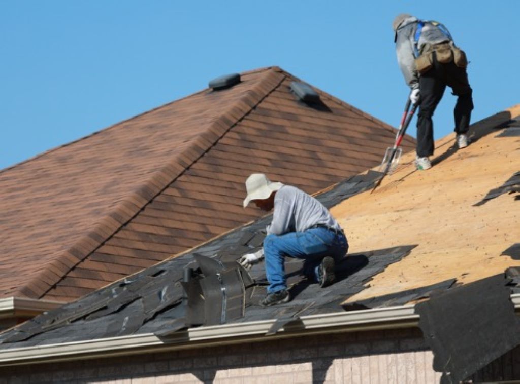 Roofing Resilience: Preparing Your Home for Extreme Weather - Decor Ideas